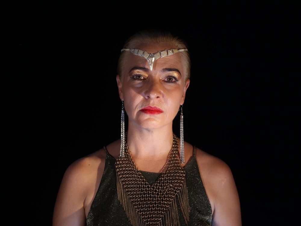 "Clitemnestra", cuarto episodio de la serie de video – monólogos "Heroínas"