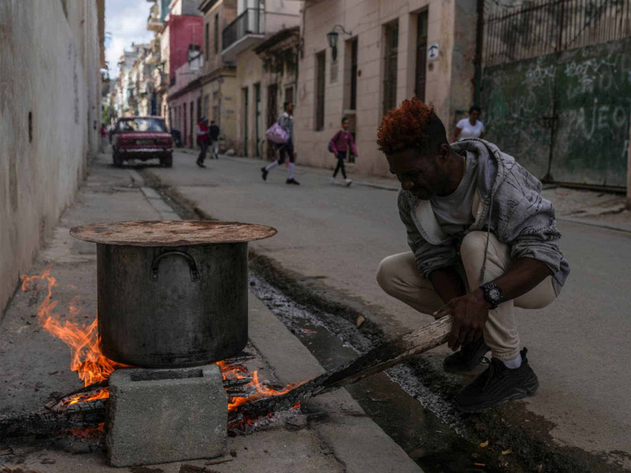 Cuba activa medidas de emergencia y aumenta la represión